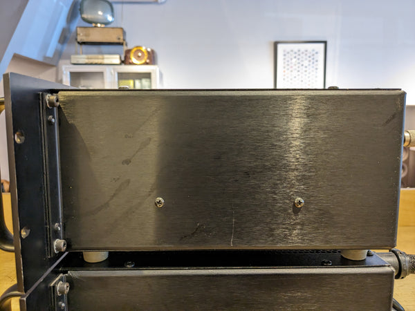 Audio Research SP15 Hybrid Stereo Preamplifier w/ External SP15S Power – decibelaudio